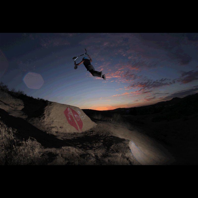 Trotineta Razor Dirt Scoot Diamond John Radtke Phase Two • Sportist